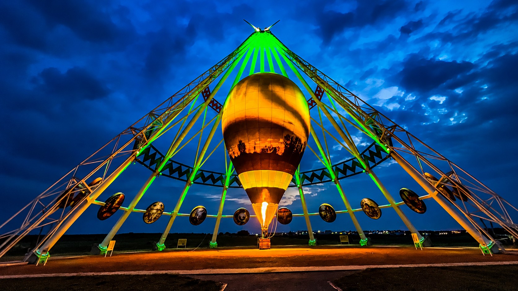 Medicine Hat’s Rise Up Hot Air Balloon Festival Starts Today — 35 ...